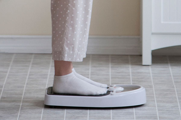 Helpful tips for weighing yourself at home | Parkview Health